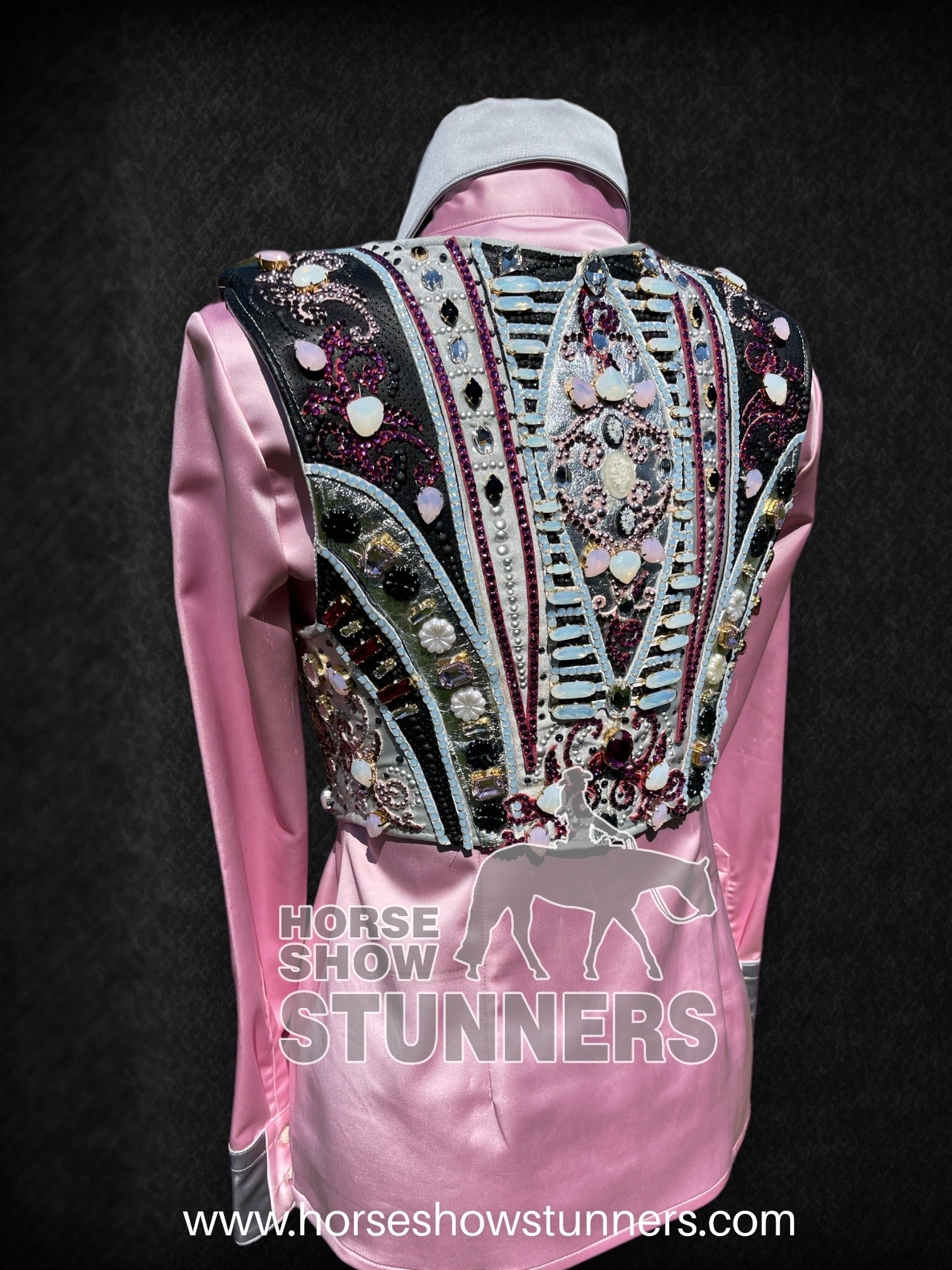 Horse Show Stunners, Europe's address for horse show clothes