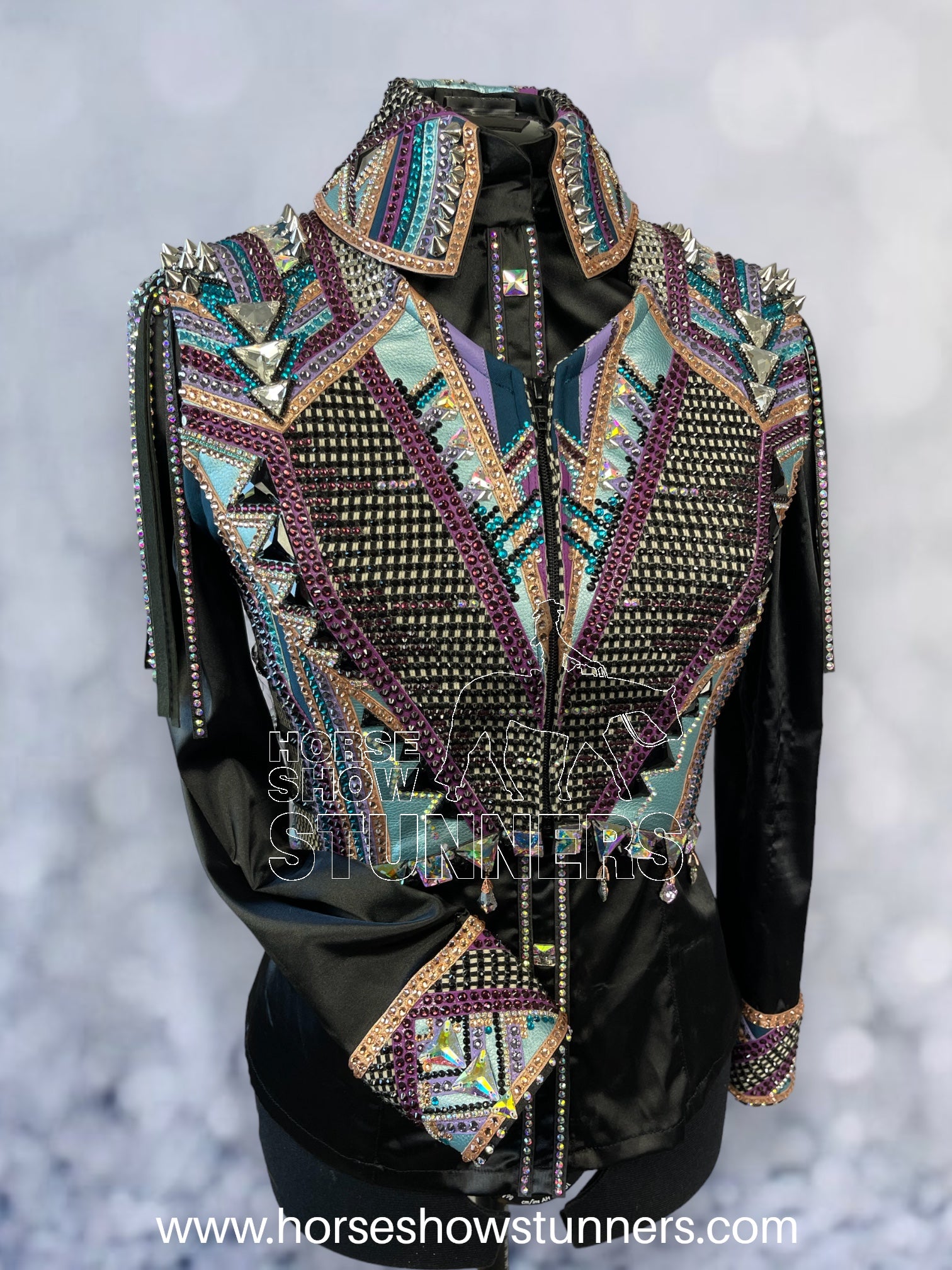 Horse Show Stunners, Europe's address for horse show clothes